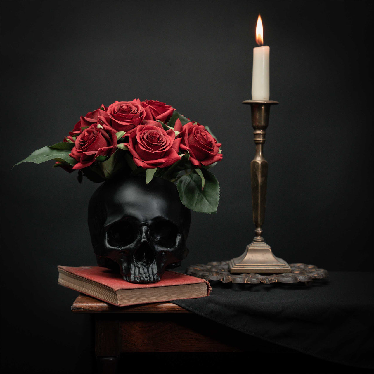 Aphrodite Flowerhead - Red Roses – The Blackened Teeth Ltd