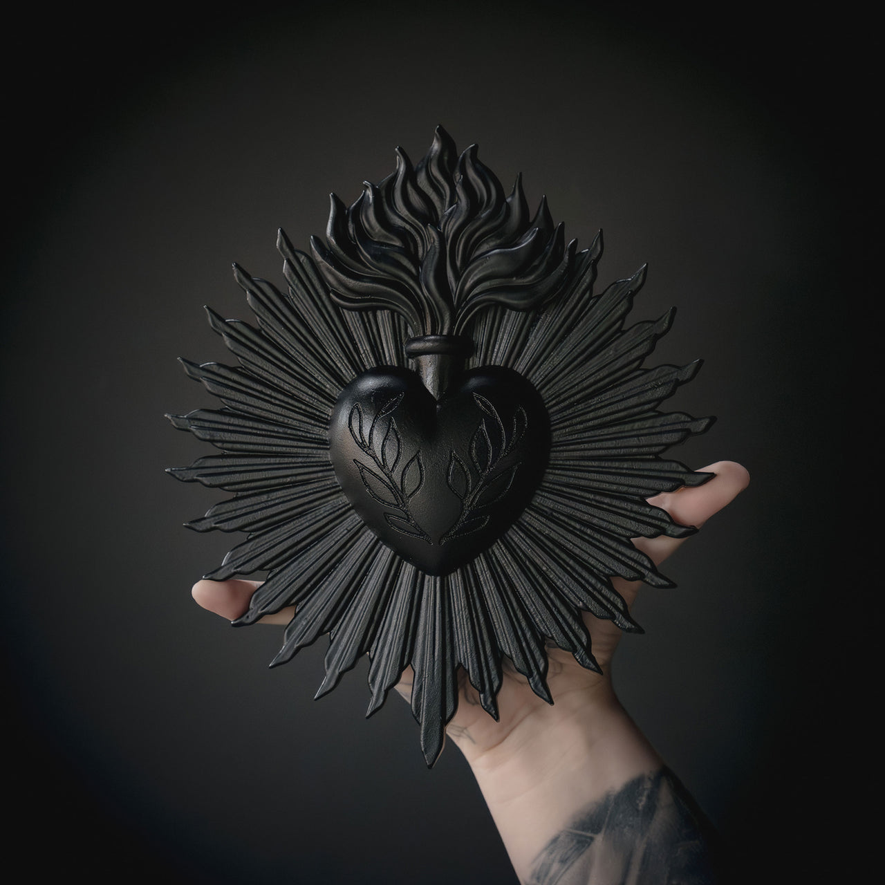 Ardour Sacred Heart Plaque - Solid Black – The Blackened Teeth Ltd