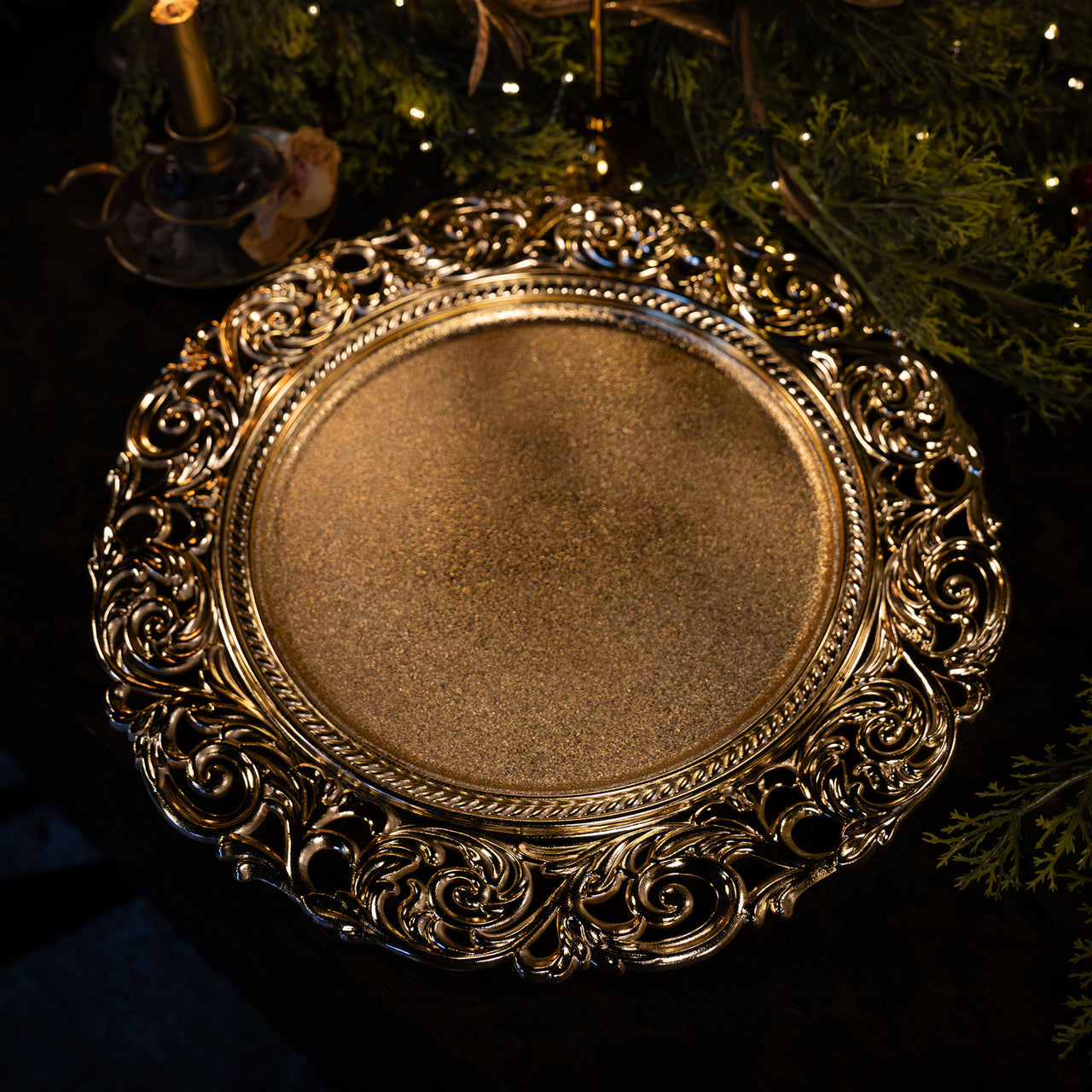 Filigree Gold Banquet Plate – The Blackened Teeth Ltd