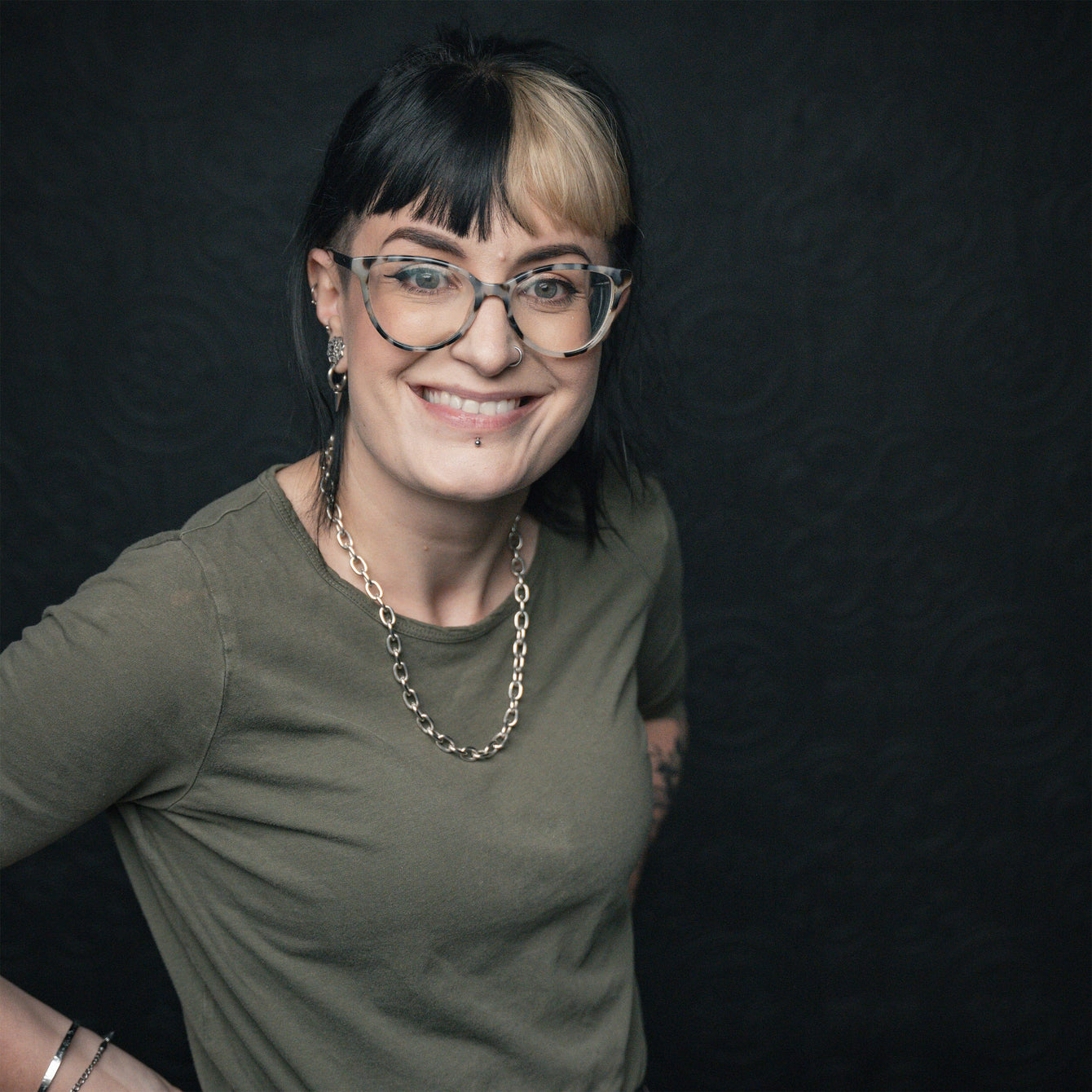 About The Blackened Teeth – The Blackened Teeth Ltd