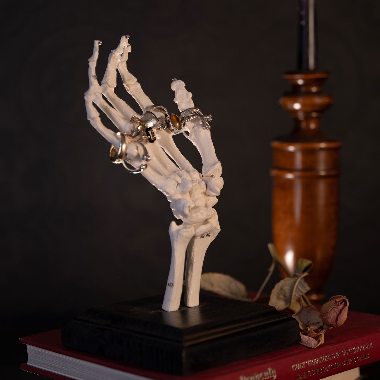 Skeleton Hand Jewellery Stand – The Blackened Teeth Ltd